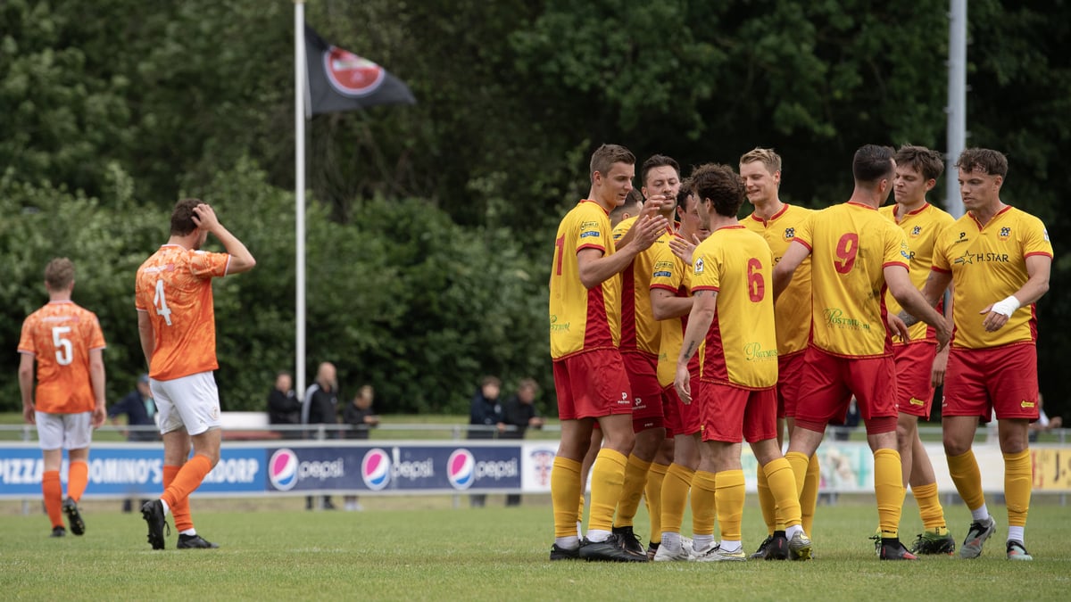Gepromoveerd Valken ’68 wint overtuigend de LAV-Cup met een emotioneel ...