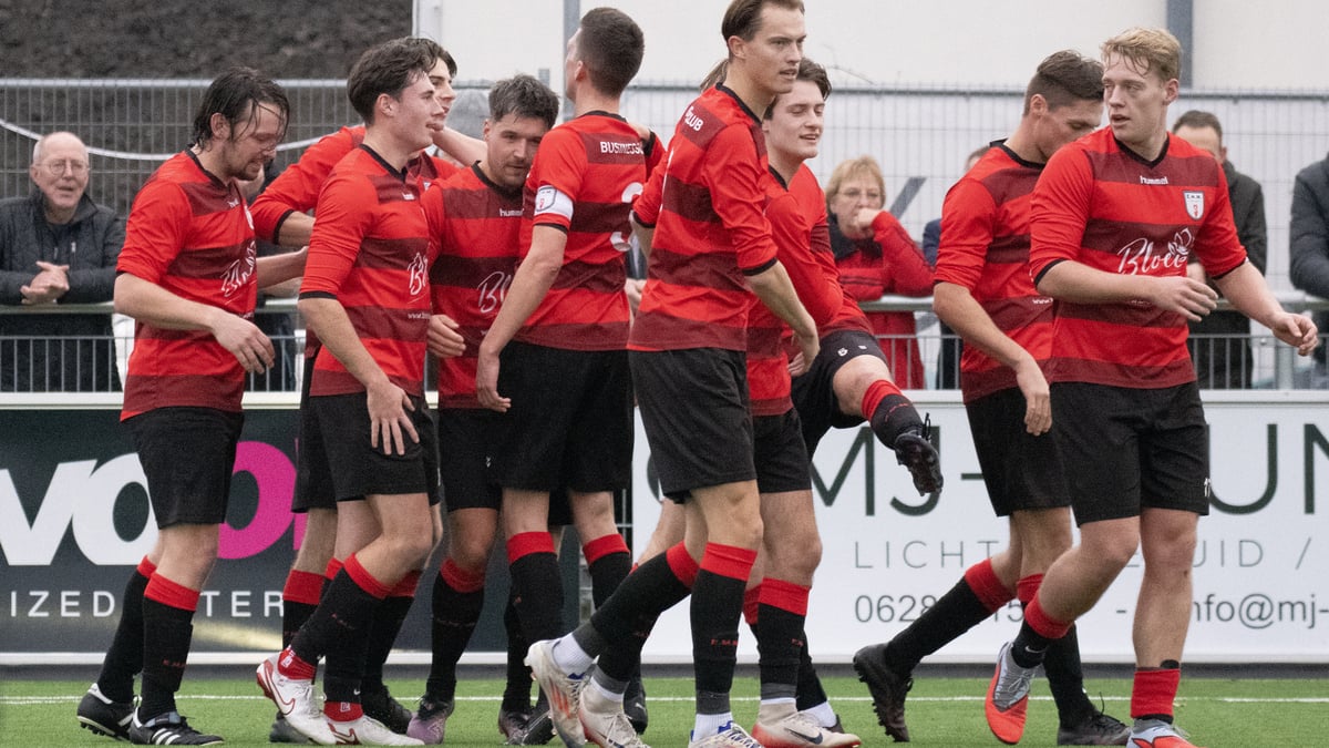 EMM’21 en FC Oegstgeest door naar finale, Sporting Leiden moet penalty ...
