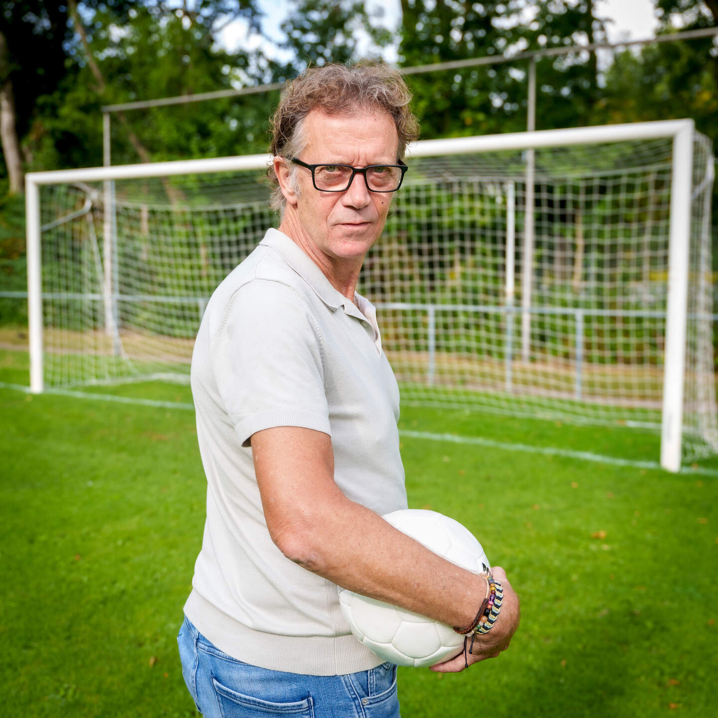 De glorietijd van het Leidse voetbal (32): Corretje Bar neemt na tien ...