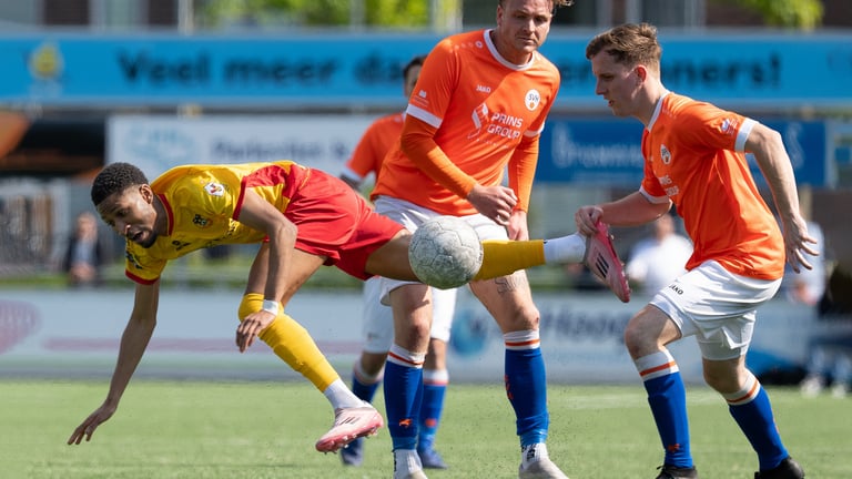 ’Natuurlijk is dit een zware deceptie.’ Mogelijke kampioenswedstrijd ...