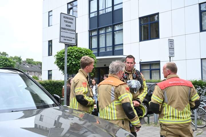 Bedrijfspand in Leiden ontruimd wegens gaslucht | Leidsch Dagblad
