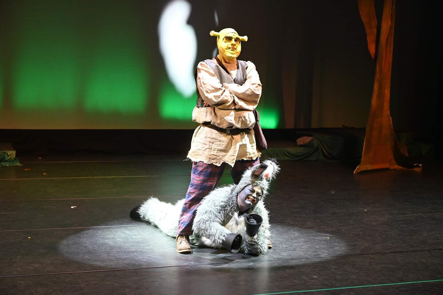 Otis trekt alles uit kast voor de musical ’Shrek’ | Leidsch Dagblad