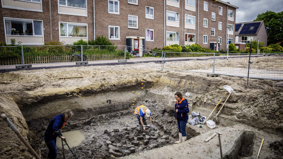 Spectaculaire Romeinse fundamenten gevonden in de Frederik van ...