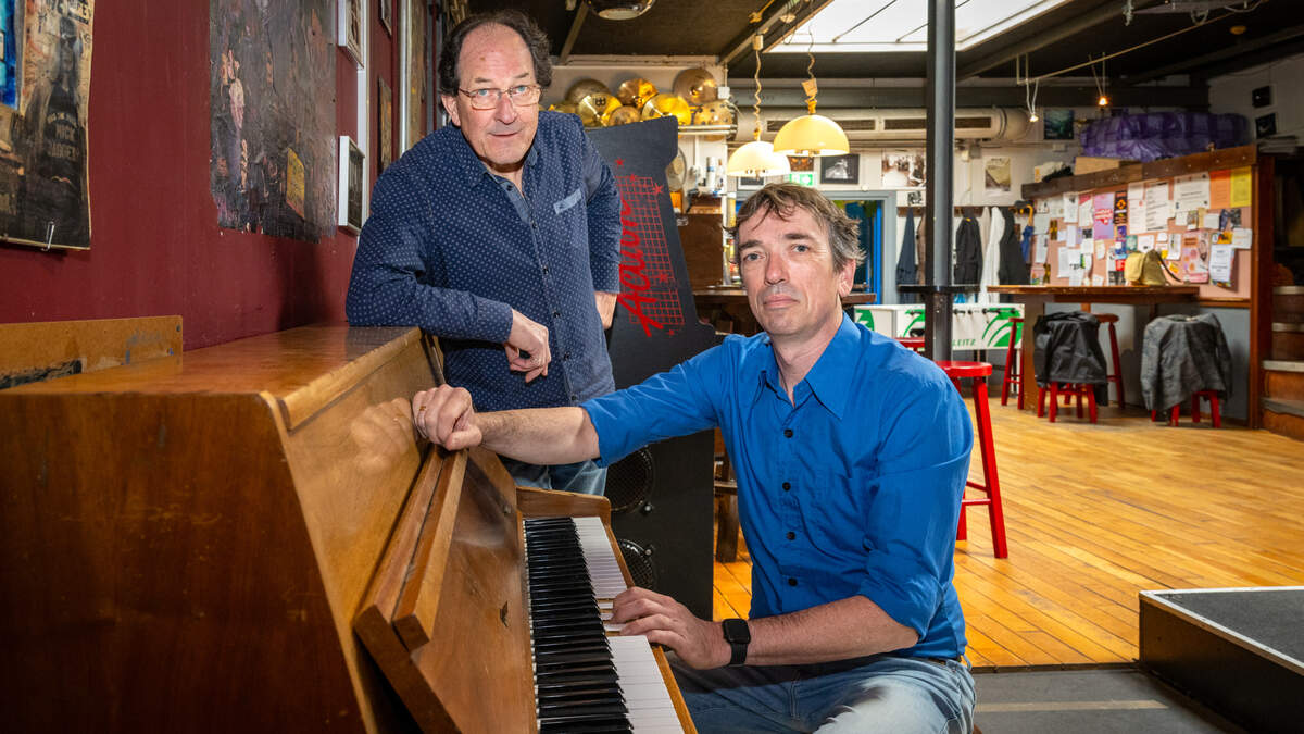Slapende Leidse vereniging voor popmuzikanten mengt zich op het laatst ...
